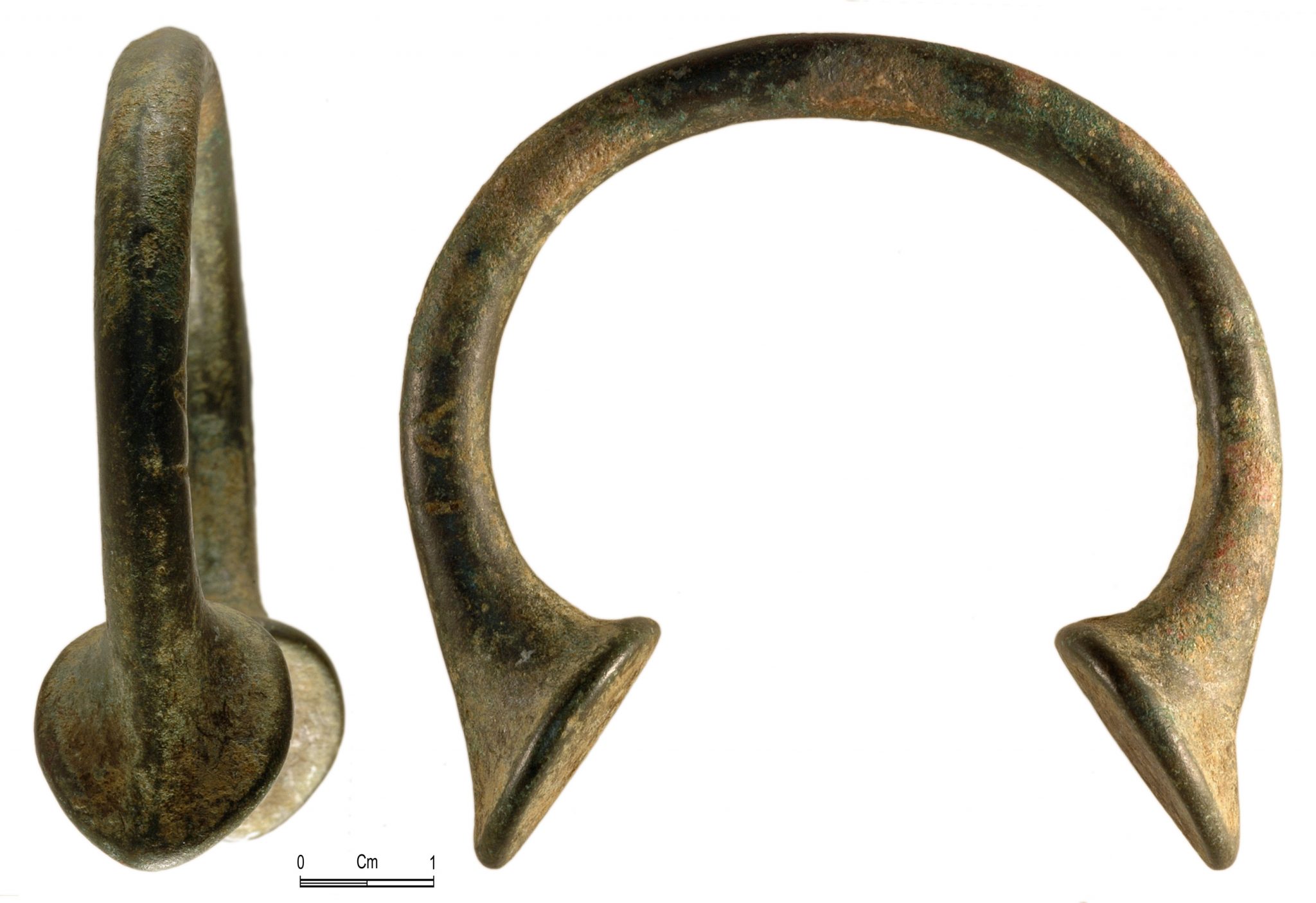 Schwere Armreifen und schwierige Verhältnisse – Europäische Manillen in ...